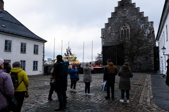Walking Tour in Bergen of the Past and Present - The Sum Up