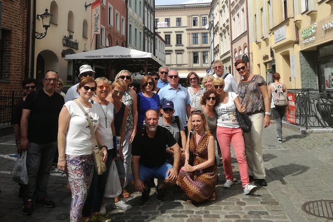 Walking Tour of the medieval Toru - Who Should Consider This Tour?