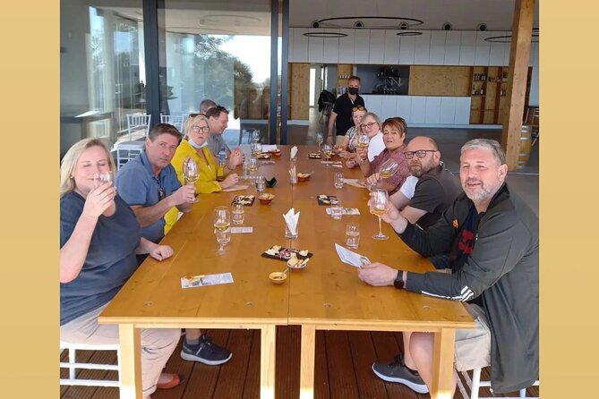 Wine Lovers: Winery Tour w/ Tasting & Tapas (Albufeira/Vilamoura) - The Tasting and Food