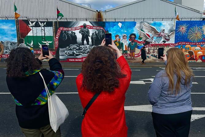 Belfast Black Taxi Tour of Murals and Peace Walls 2 hours - Final Thoughts