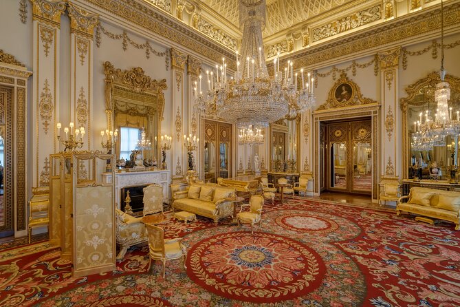 Buckingham Palace Entrance Ticket & British Royalty Guided Tour - The Experience Review: Pros and Cons