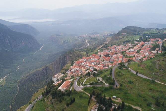 Delphi full day V.R audio guided tour with entry ticket - FAQs