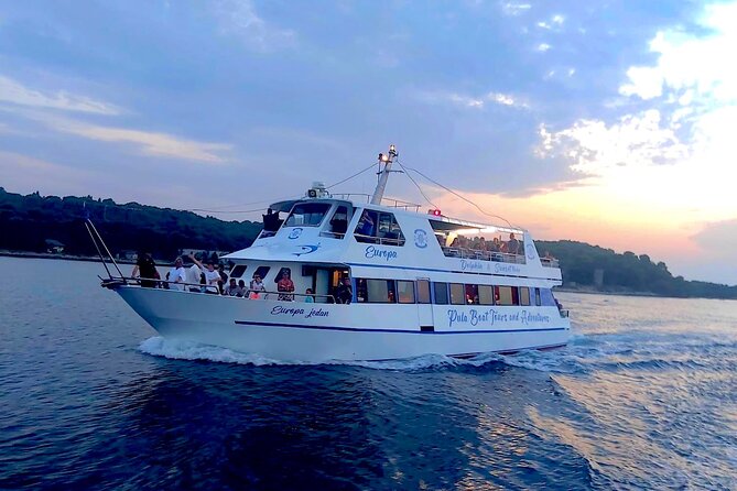 Dolphin Watching & Sunset Boat Tour With Dinner and Drinks - Practical Details: What to Expect and Consider
