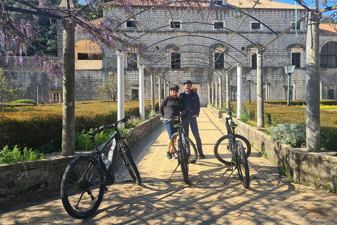E-Bike Tour + Gourmet Snack + Wine Tasting (Small Group) - Frequently Asked Questions