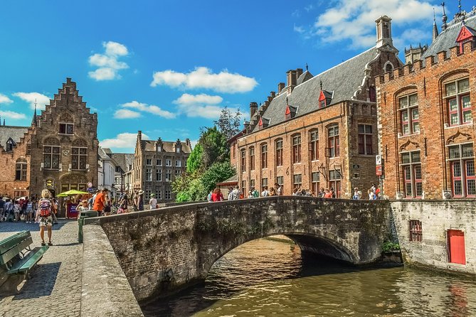 e-Scavenger hunt Bruges: Explore the city at your own pace - Authenticity and Unique Selling Points