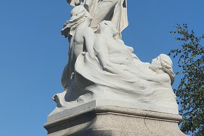 Eclectic Belfast City Center Walking Tour / Experience. - Summary