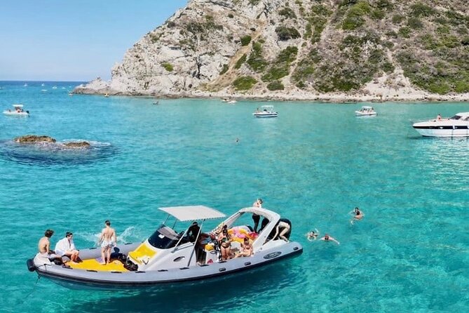 Exclusive boat tour in Tropea. Just you and your family - 4 hours - Who Is This Tour Best For?