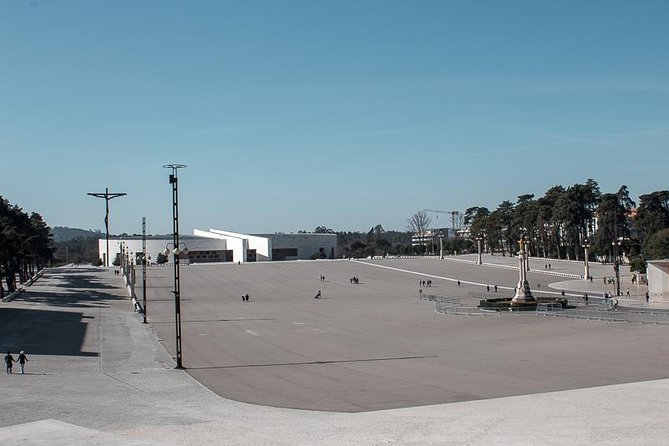 Faith and Heritage: Fátima, Batalha, Nazaré, Óbidos from Lisbon - Authentic Experiences and Practical Tips