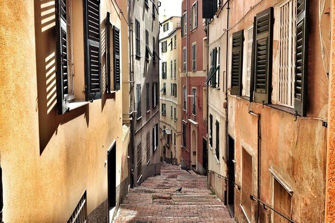 Genoa Walking Tour: Discover Hidden Treasures and Street Food - Via Pre: From Wealth to Multiculturalism