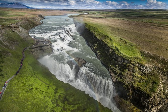 Golden Circle Tour Including Blue Lagoon Admission from Reykjavik - FAQs