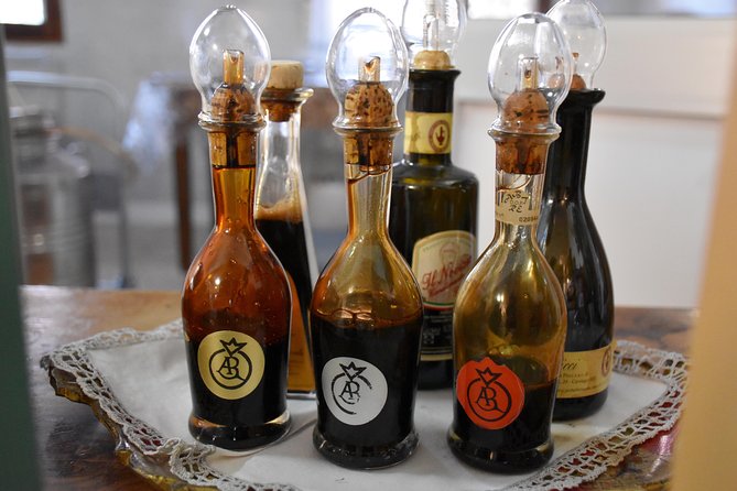 Guided group tour TastyBus: Parmesan Cheese and Parma Ham - FAQ