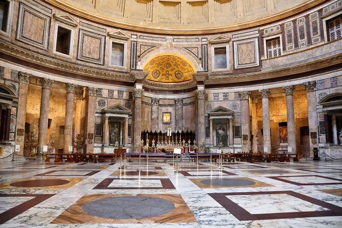 Guided tour of the Pantheon - The Experience Itself: What to Expect