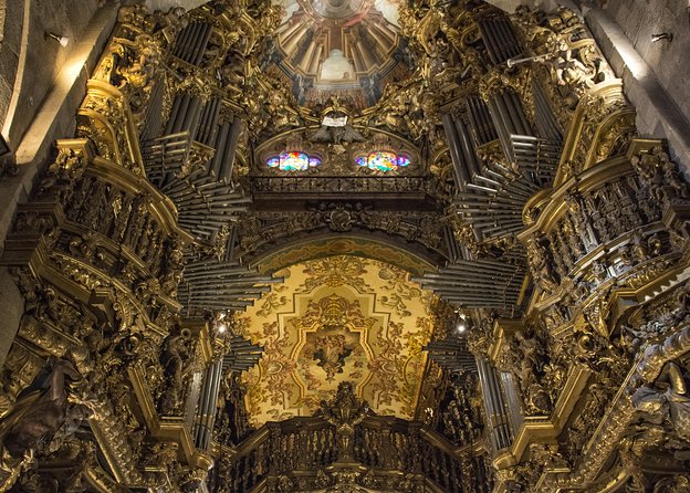 Guimarães & Braga Small Group Tour, Lunch & All Tickets included - FAQ