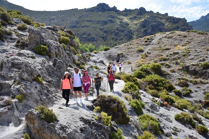 Hiking in the Canyon of the Monachil Cubs in Granada - FAQ