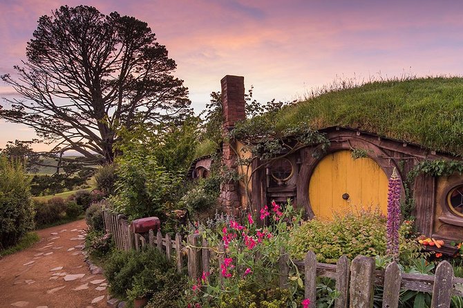 Hobbiton Movie Set Small Group Tour from Auckland - The Return Journey and Flexibility