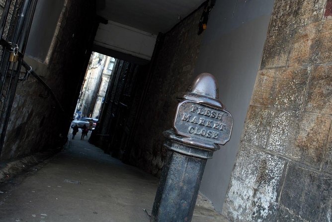 Immersive Haunted Underground Vaults Tour in Edinburgh - The Sum Up