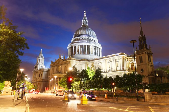 London by Night Sightseeing Open Top Bus Tour with Live Guide - FAQs