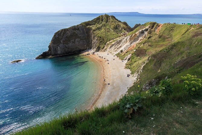 Lulworth Cove & Durdle Door Mini-Coach Tour from Bournemouth - FAQ