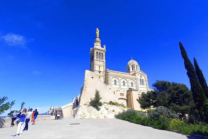 Marseille Guided Tour for 4 Hours with a Bilingual Local Guide - Climb to Notre Dame de la Garde