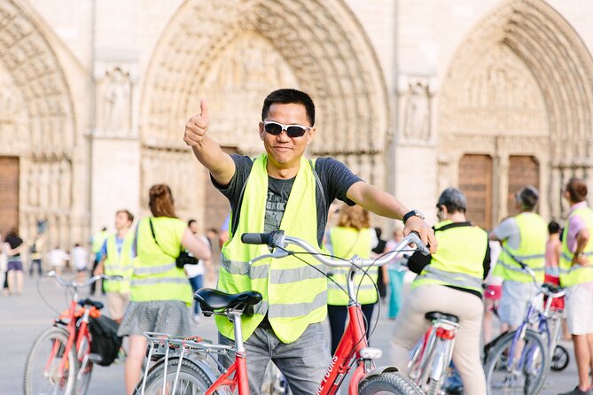 Paris by Night City of Lights Sightseeing Guided Bike Tour - Who Should Consider This Tour?