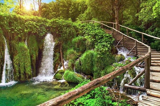 Plitvice Lakes National Park Guided Day Tour from Split - FAQ