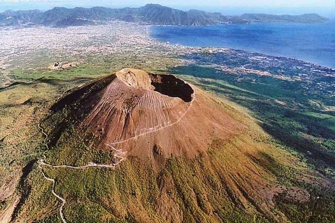 Pompeii & Mount Vesuvius Tour with Guided Visit, Tickets & Lunch - The Sum Up