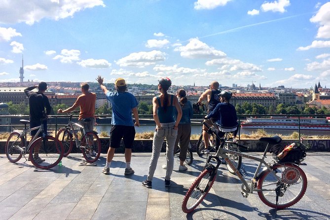 Prague Bike Tour - Stunning Viewpoints, Castle, City & Park - FAQ