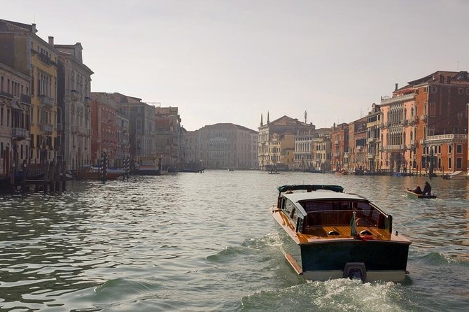Private Tour: Venice Grand Canal Evening Boat Tour - Detailed Itinerary Breakdown