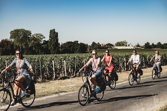 Saint-Emilion Electric Bike Day Tour with Wine Tastings & Lunch - Cycling to the Next Winery