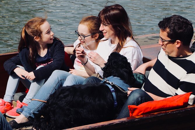 Shared Chauffeured Punt Tour - FAQs