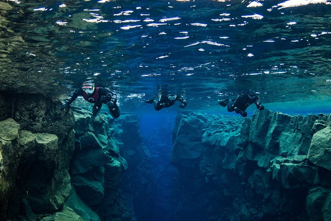 Silfra: Snorkeling Between Tectonic Plates Pick Up from Reykjavik - FAQs