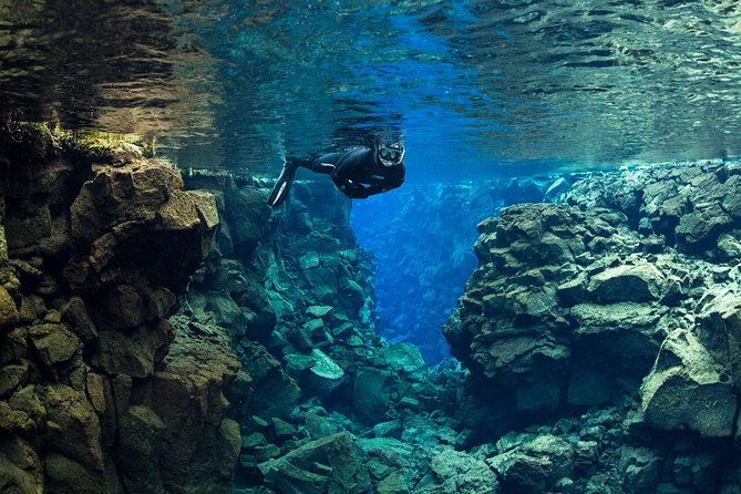 Snorkel the Silfra Fissure-Meet on Location (Free Photos & Cocoa) - Practical Tips for a Smooth Snorkeling Day