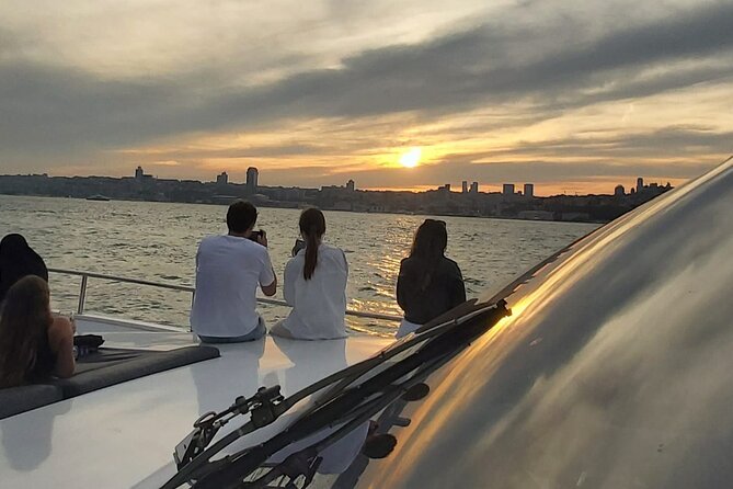 Sunset Cruise on Luxury Yacht w/Transfers, Bosphorus - FAQ