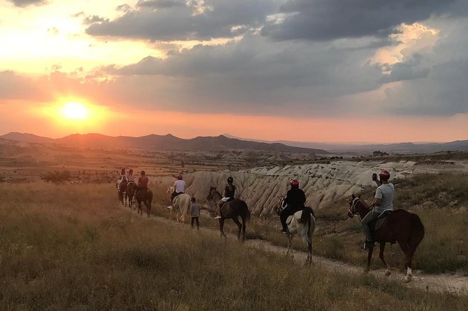 Sunset Horsebackriding-Tour through the Valleys of Cappadocia - FAQ