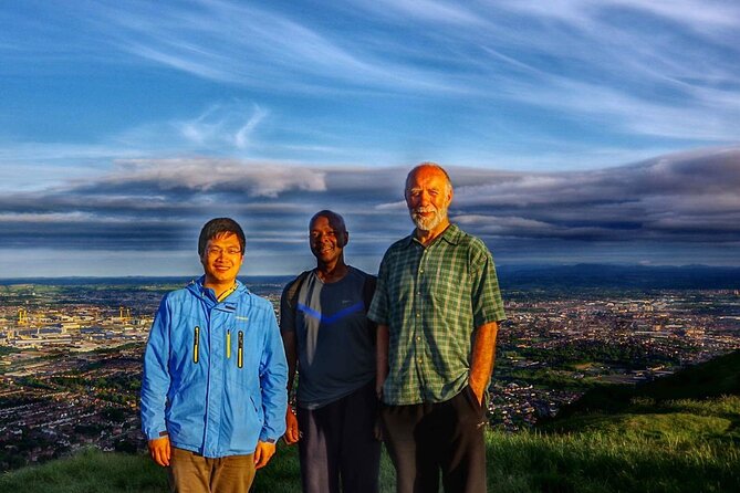 The Story of Belfast walking tour with a local guide - What You Can Expect: The Experience and Practicalities