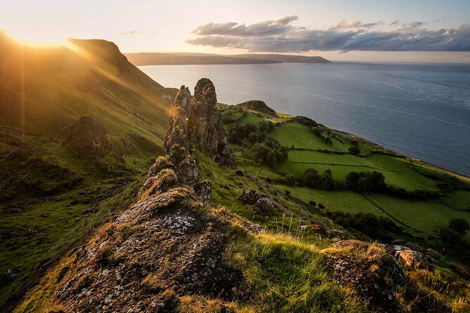 Titanic Experience and Giant's Causeway tour from Belfast - Practical Tips for Travelers