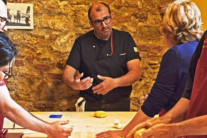Tuscan Cooking Class -Traditional Pasta Menu - Group Size and Practical Considerations