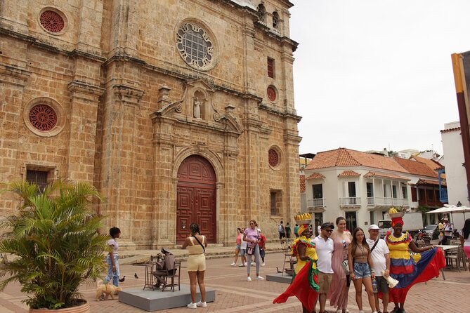 Walled Cartagena: Group Tour with Live Audio System - FAQ
