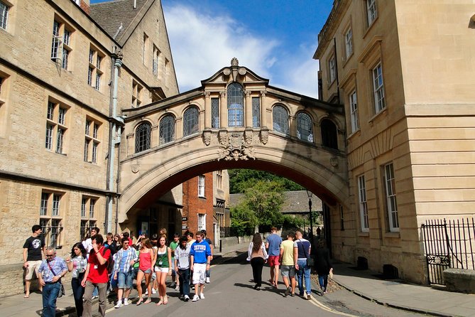 Windsor Castle, Stonehenge, and Oxford Day Trip from London - FAQ
