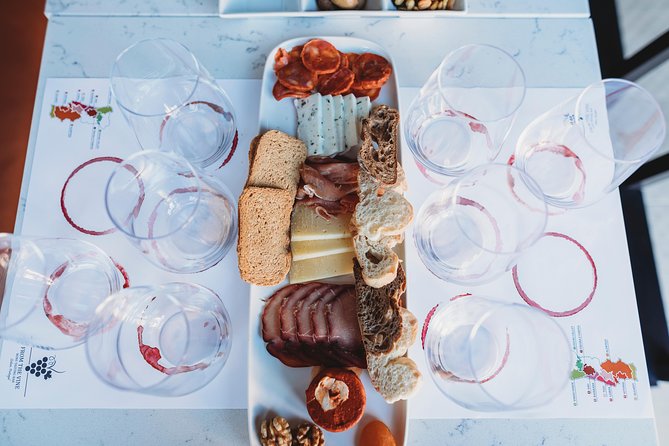 Wine and Cheese Tasting Lunch in Portuguese Wine Bar - FAQ