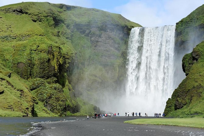6-Day Minibus Tour Around Iceland from Reykjavik - Key Points