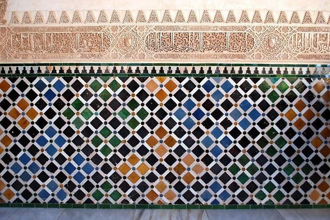 Alhambra, Nasrid Palaces and Generalife Private Tour from Malaga - The Price and Value