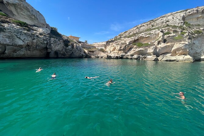 Boat Tour at Devil's Saddle: 4 Swim Stops, Snorkeling & Prosecco - FAQs