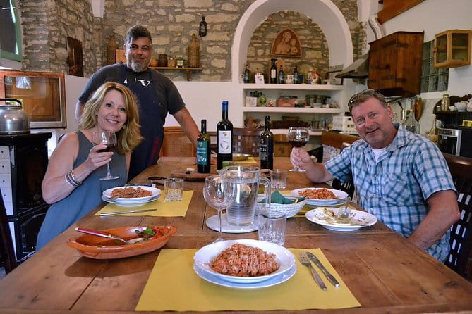 Chianti Classico and Super Tuscan 3 Winery Tour - Practical Tips for Travelers