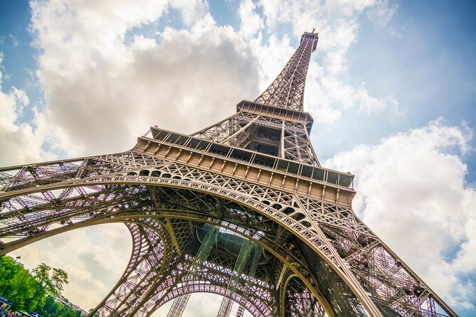 Eiffel Tower Reserved Access Summit or 2nd Floor Guided by Lift - FAQ