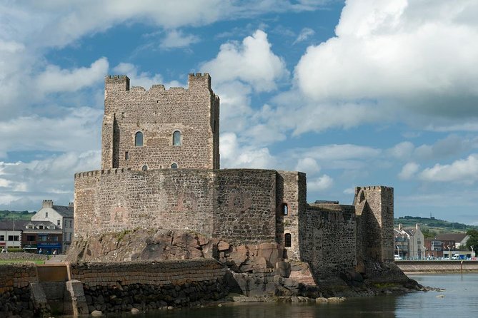Giants Causeway and Titanic Experience from Belfast Port - Practicalities and Considerations