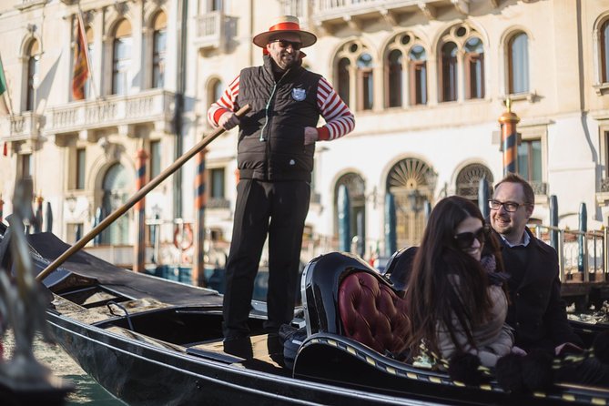 Grand Tour: Basilica, Doge's Palace, Murano & Burano + Gondola - FAQs