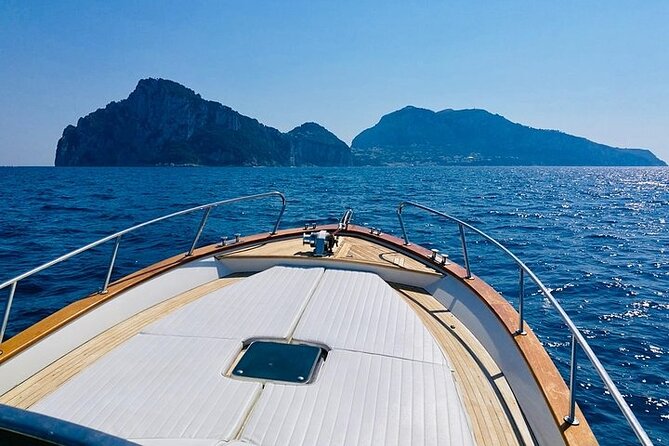Half Day Private Boat Tour of Capri - FAQs