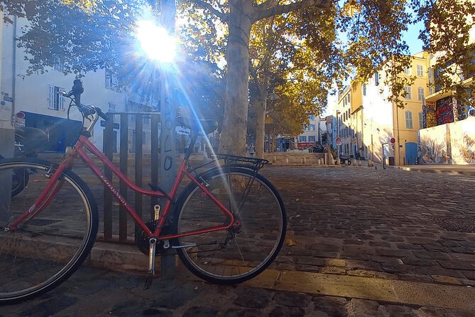 Marseille Guided Tour for 4 Hours with a Bilingual Local Guide - Vallon des Auffes: A Coastal Escape