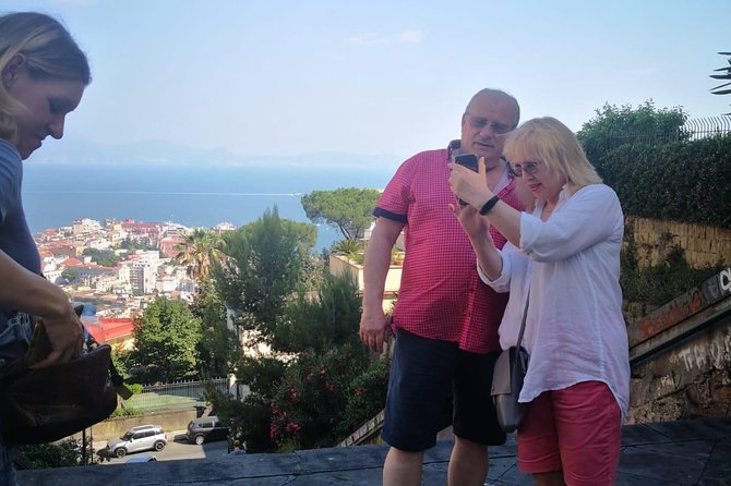 Naples Panoramic Walking Tour: From the hill to the center - Guide quality and reviews